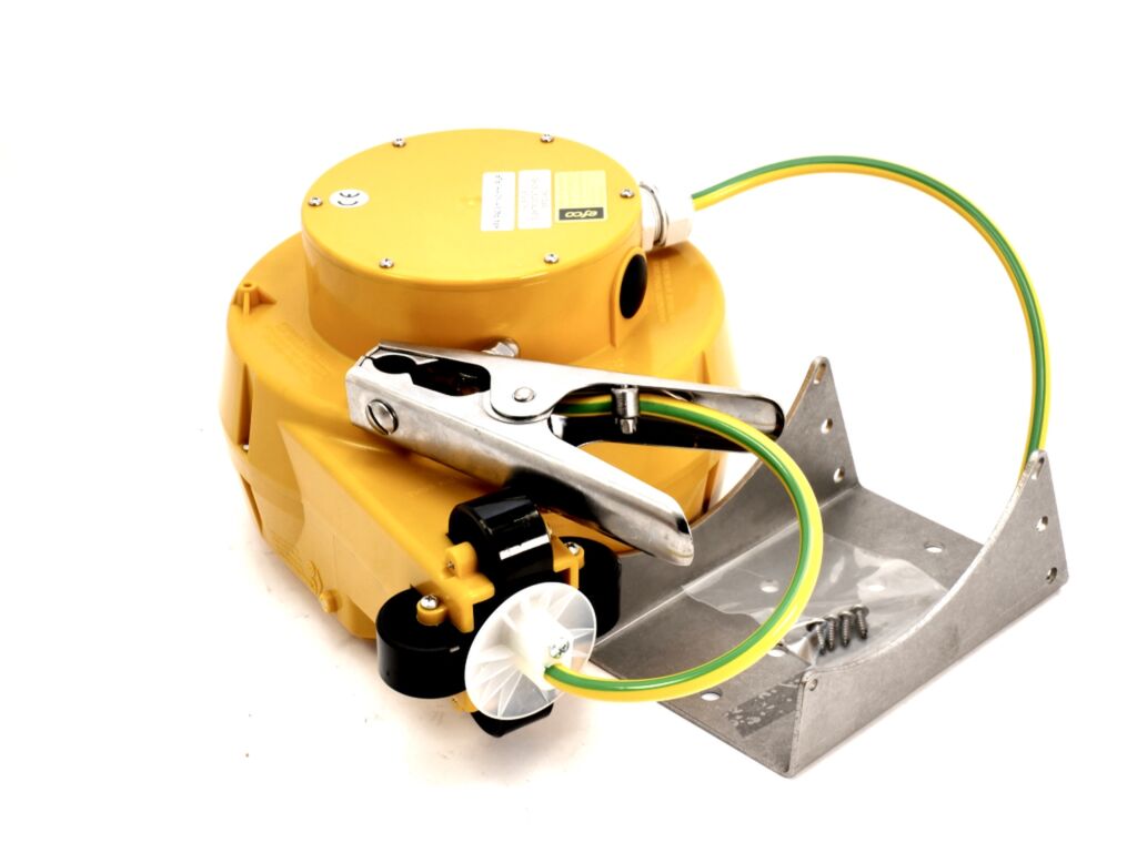 Earthing cable reel with automatic retraction | Feldbinder ...