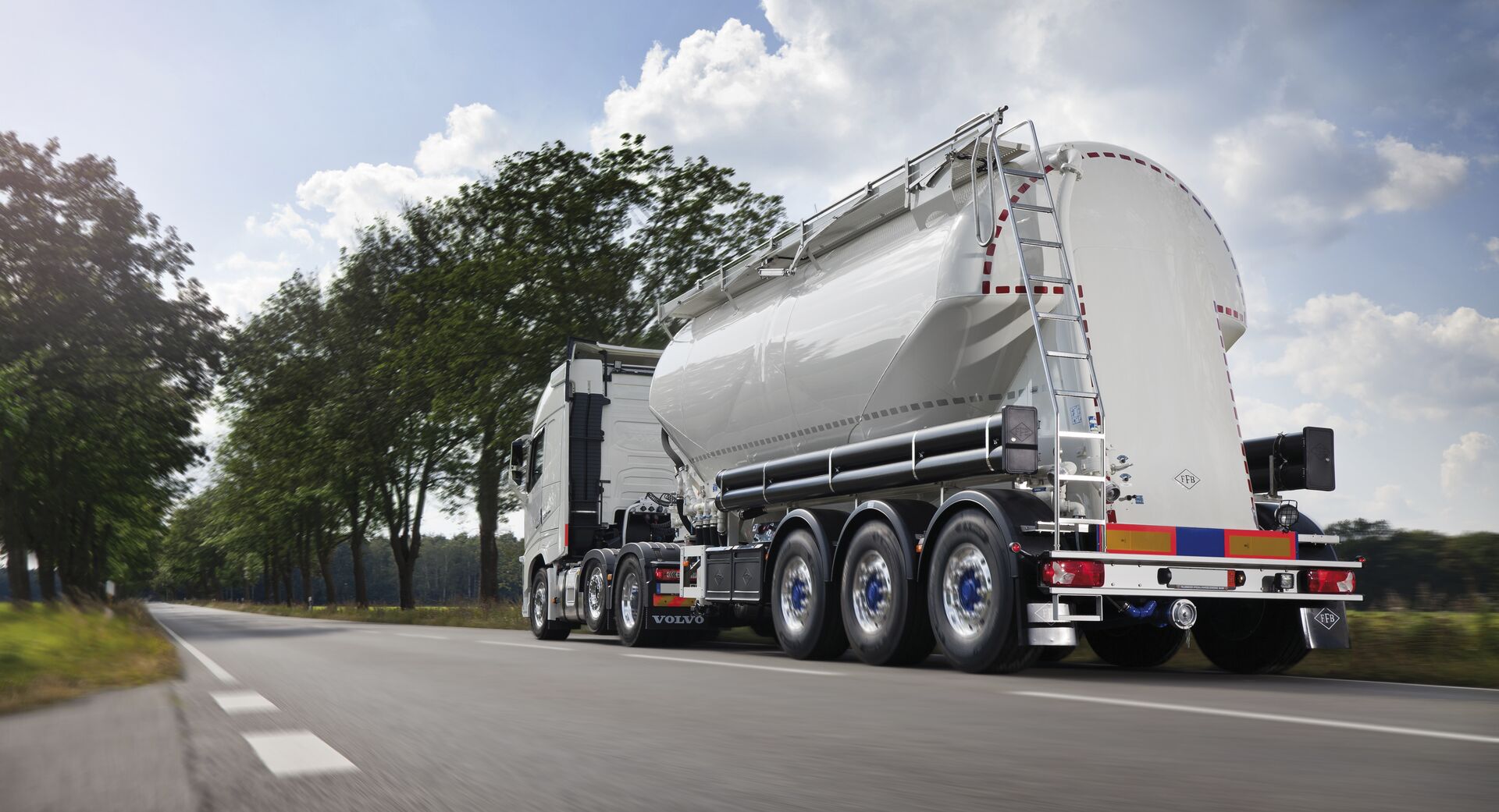 Benefits | Feldbinder Spezialfahrzeugwerke GmbH